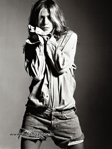 Jennifer Aniston Superhot In Elle Magazine Photoshoot Uhq Celebrity