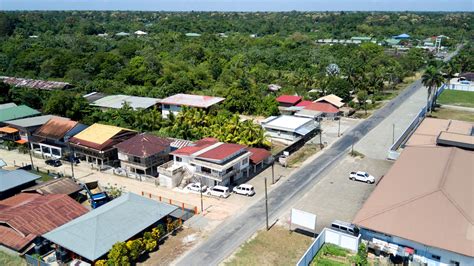 Sir Winston Churchillweg 59 • Zakenpand Te Koop • Domburg Suriname