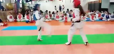 مبارزه تکواندو