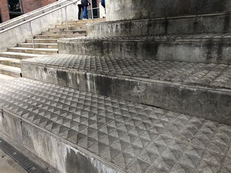 A Hostile Architecture Tour Around London — Part 3 R Hostilearchitecture