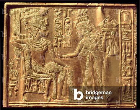 Image Of Detail From The Golden Shrine Of Tutankhamun C1370 52 Bc