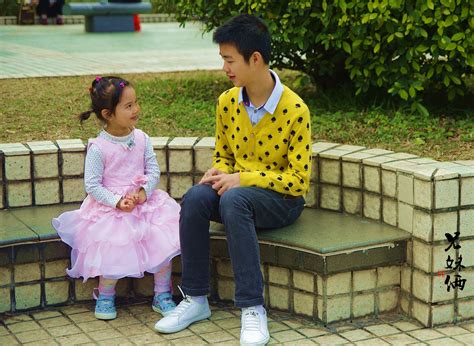 【兄妹俩摄影图片】人像摄影太平洋电脑网摄影部落