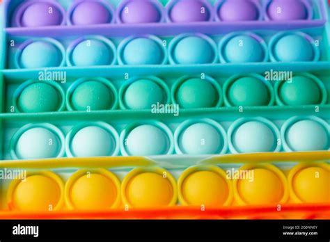 New Trend Sensory Rainbow Silicone Anti Stress Toy For The Development