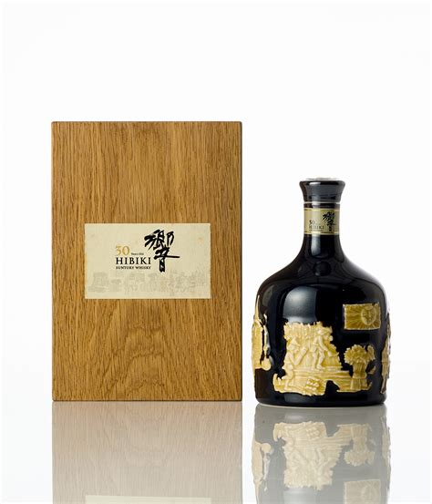 響 Hibiki 30 Year Old Aritayaki Edition Ceramic Decanter Nv 1 Bt75