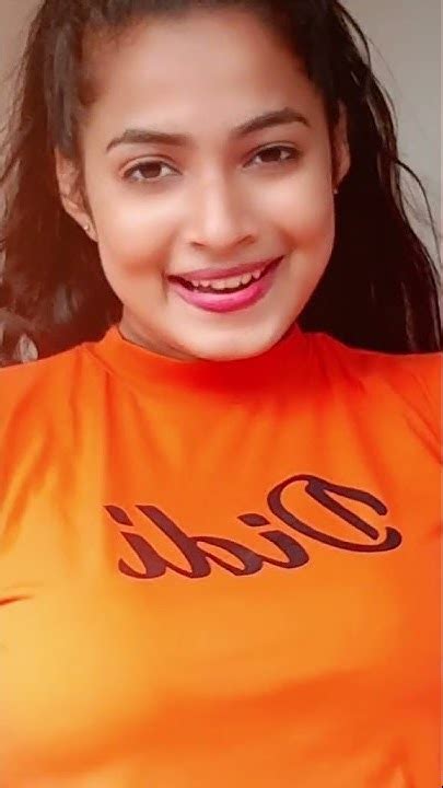 අනේ එයාගෙ හිනාවෙ ලස්සන Youtube