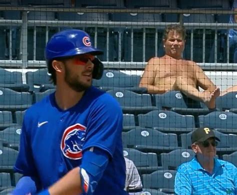 Super 70s Sports On Twitter Shout Out To The Naked Pirates Fan From A