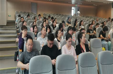 人文社科系召开2022 2023学年第二学期期末总结会