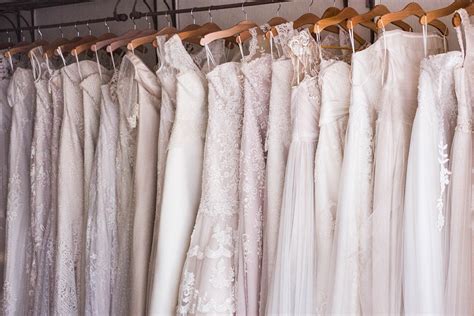Woman Plans To Re Wear Her Own Wedding Dress On Friends Big Day