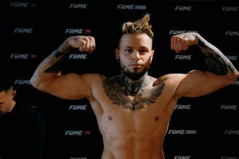 Mateusz Janusz Przegrywa Swoją Walkę W Fame Mma E Lębork