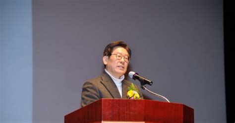 이재명시장 오는 15일 시장직 사임경기지사 출마위해