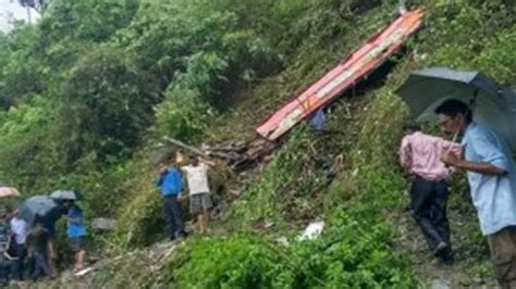 25 Wedding Guests Killed After Bus Carrying Their Party Tumbles Down A