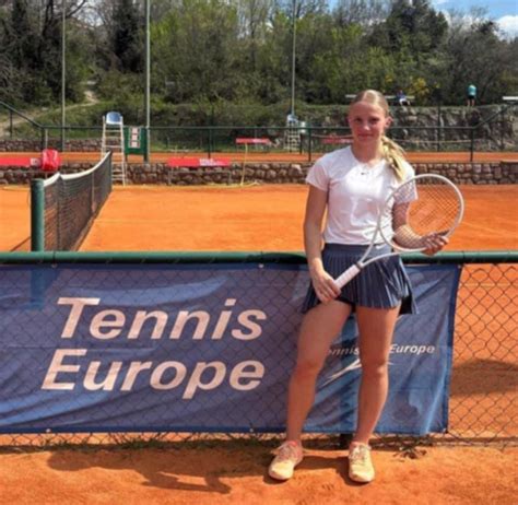 Iva Jerković Preko 2 Nositeljice Do četvrtfinala Tennis Europe Turnira U Pančevu Hrvatski