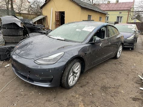 Tesla 3 Тесла 3 2018 2019 2020 2021 2022 2023 100 Двери Львов на Olx