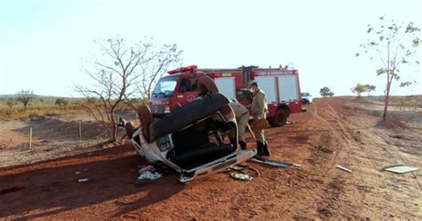 G Motorista sem CNH capota carro e uma mulher morre diz polícia de MS notícias em Mato