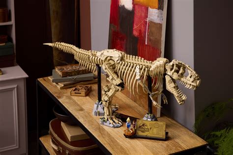 Lego 76968 Dinosaur Fossils Tyrannosaurus Rex Is A Show Stopping 3145