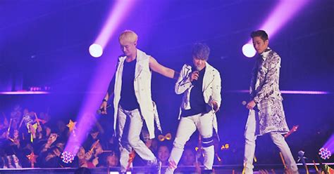 [포토엔]신화 전진 이민우 에릭 팬들과 가까이
