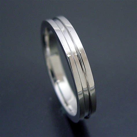 シンプルなラインの結婚指輪 結婚指輪マリッジリング 婚約指輪エンゲージリングの販売「ブリリアントジュエリー」