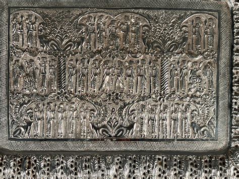 Persian Isfahan Solid Silver Tray Wall Plaque For Sale At 1stdibs