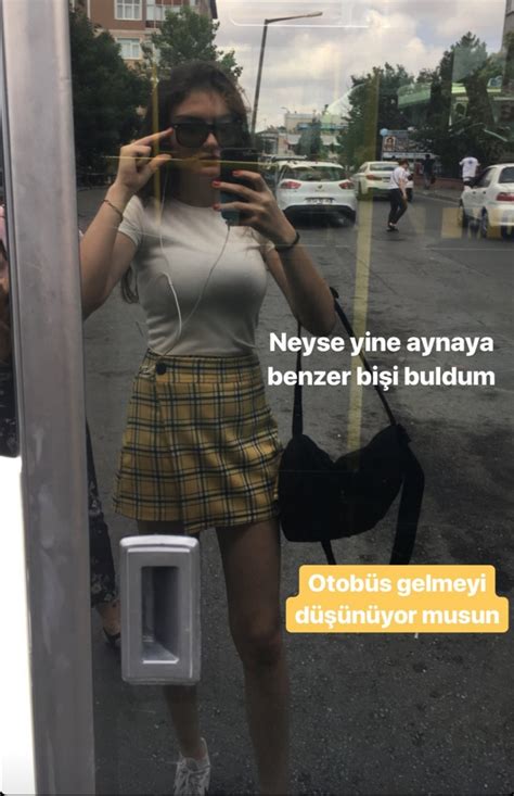 Türk liseli kızın sikinizi kaldıracak fotoğrafları NON NUDE