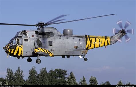 XV712 Royal Navy Westland Sea King HAS6 Photo By Chris Lofting ID