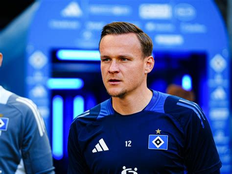 Hsv Urgestein Mickel Macht Nach 13 Jahren Schluss
