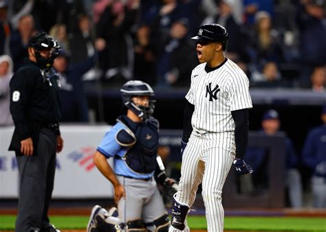 Juan Sotos Monster Home Run Fires Up Yankees In Unreal Moment