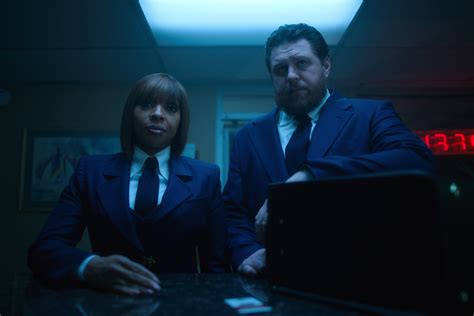 The 12 Biggest Differences Between Netflixs Umbrella Academy And The