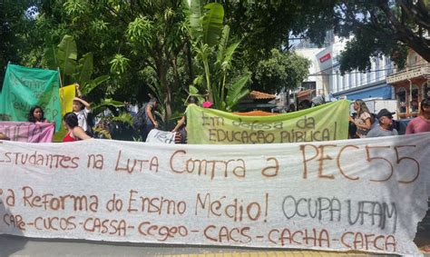 Protesto Contra A Pec Do Teto Reúne Movimentos Sociais E Estudantes Em