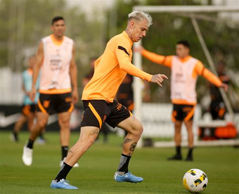 Futebol masculino Corinthians fecha preparação para Majestoso