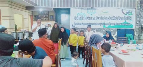 Diiringi Berbagi Anak Yatim Dan Takjil Pusaka Langkat Dumai Buka Bersama