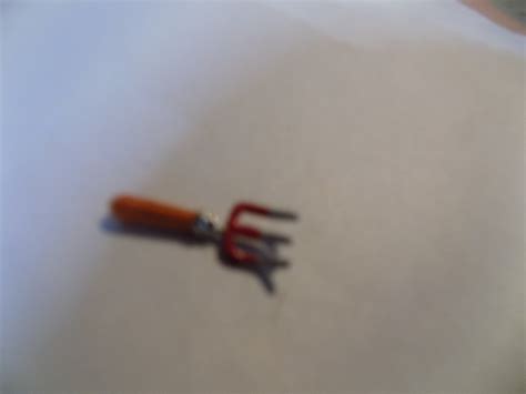 Free Metal Yellow Red And Silver 3 Prong Garden Fork Doll House Size