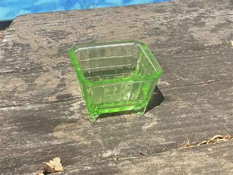 Is Uranium Glass Safe Xrf Test Results For A Vintage Uranium Glass Piece