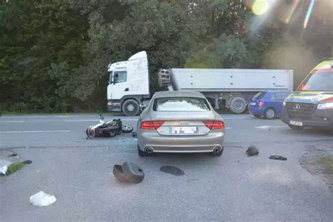 Policjantka w drodze do pracy pomogła rannemu 41 letniemu motocykliście