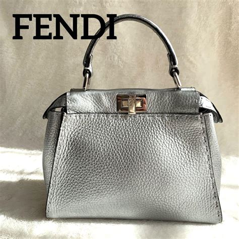 【正規品】fendi ピーカブー ミニ セレリア シルバー ハンドバッグ 配送員設置 74115円引き Swimmainjp