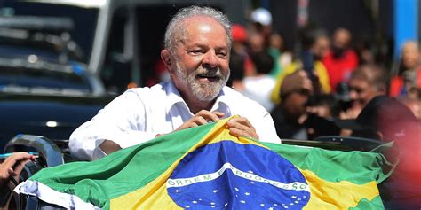 Présidentielle Au Brésil Entre Lula Et Bolsonaro Les Brésiliens Se