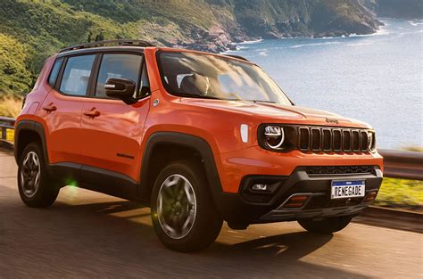 Jeep Renegade Sport 1 8L MT5 FWD 2022 Conduciendo