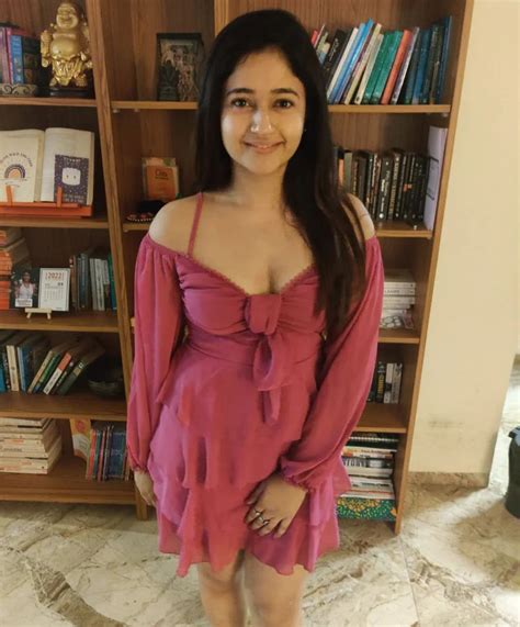 FilmFlick on Twitter: "Sizzling @bajwa_poonam 💗 #poonambajwa #poonam https://t.co/p3Y452n1U2 ...