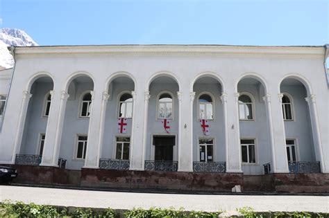 🇬🇪 გილოცავთ დამოუკიდებლობის დღეს 🇬🇪 დღეს 26 მაისს დამოუკიდებლობის დღის აღსანიშნავად ყაზბეგის