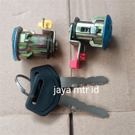 Jual Kunci Pintu Set Kiri Kanan Door Key Set Toyota Kijang Kapsul 7k