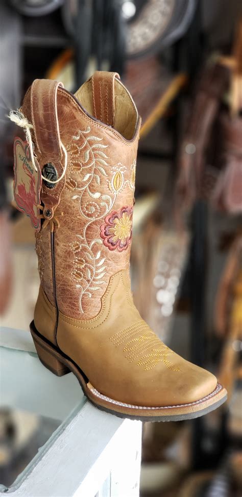 Venta Botas De Dama Andrea En Stock