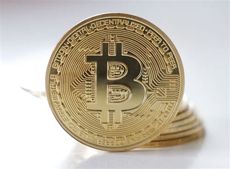 美 은행 파산에 비트코인 1주일새 32 급등 전망은 엇갈려 서울신문