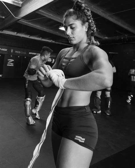 Tabatha Ricci Scrolller