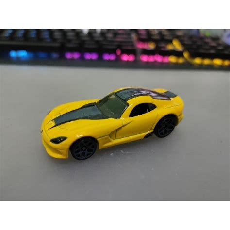 Hotwheels Loose Yellow 2013 Dodge Viper Srt Shopee Malaysia