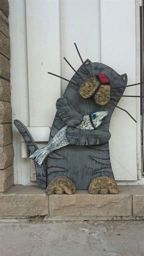 Деревянный кот с рыбой in 2024 | Wood craft patterns, Wood art projects ...