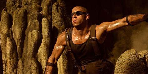 Las Crónicas De Riddick Crítica Película Filmfilicos Blog De Cine