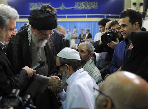 حکم جهاد می دهم، ولی هنوز جهاد نظامی لازم نیست، جهاد فکری کنید اخبار