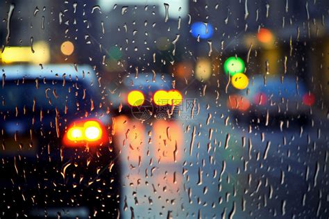 下雨天的驾驶视觉高清图片下载 正版图片600300290 摄图网