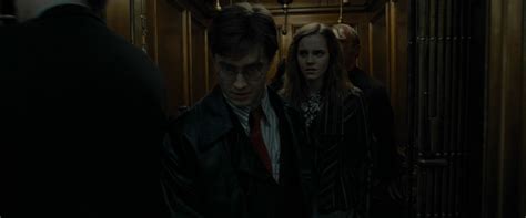 Harry Potter And The Deathly Hallows Part 1 Bluray Emma Watson