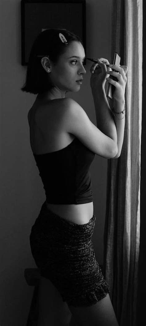 Daniela Melchior R Dceuboners