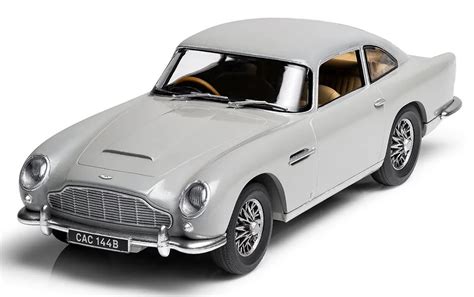 Airfix 1 43rd Scale Vehicle Aston Martin DB5 Starter Set 55011